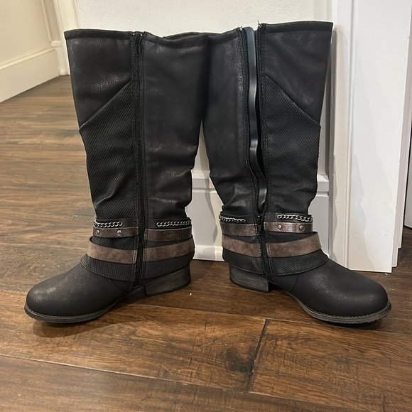 Jellypop | Shoes | Jelly Pop Mid Calf Smith Zip Up Moto Boots New ...